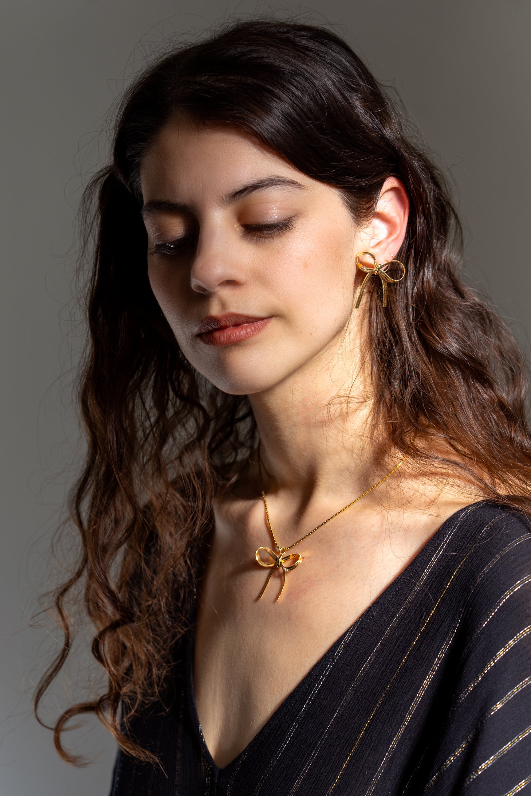 The Bow is Mine Stud Gold – Peter + June