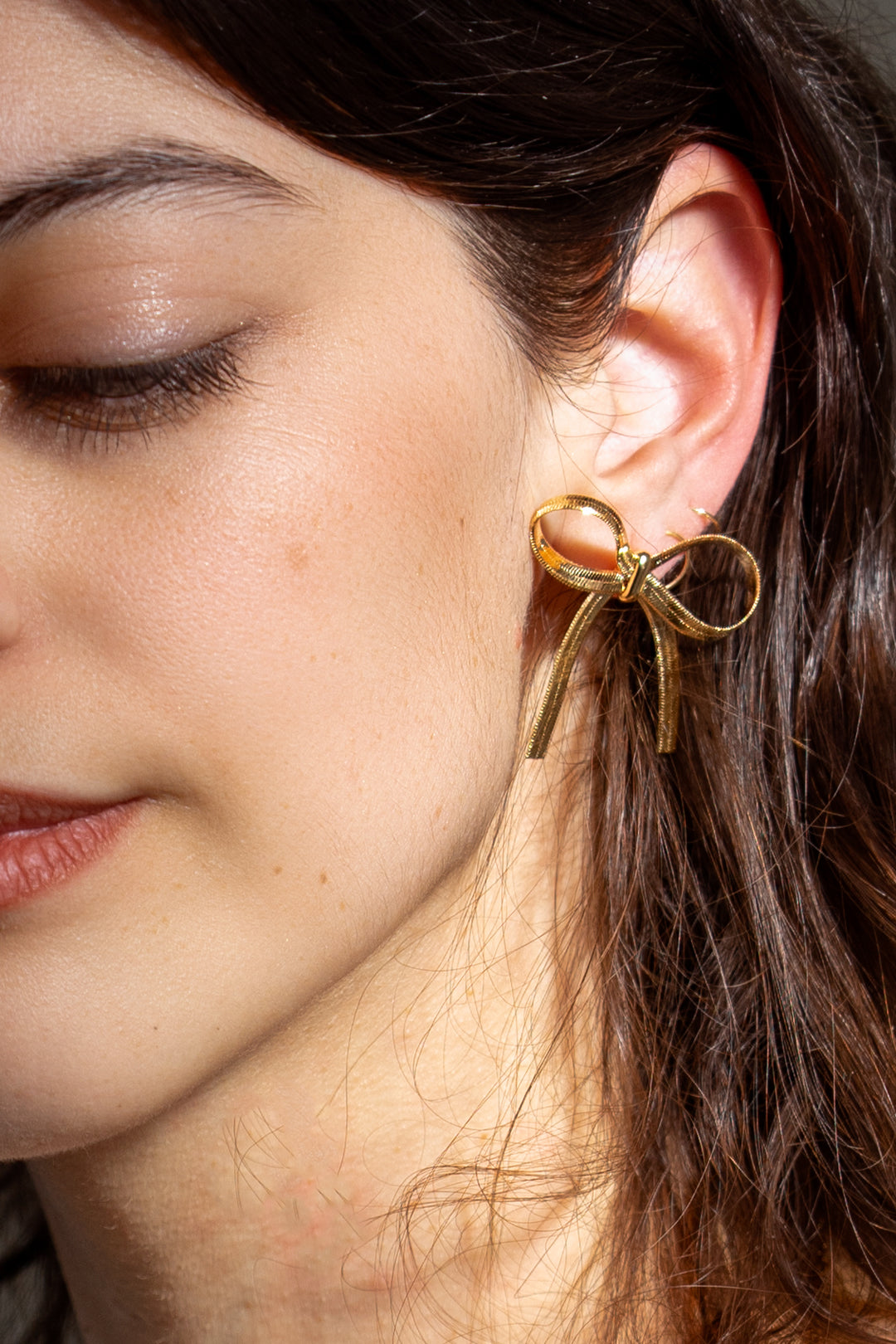 The Bow is Mine Stud Gold – Peter + June